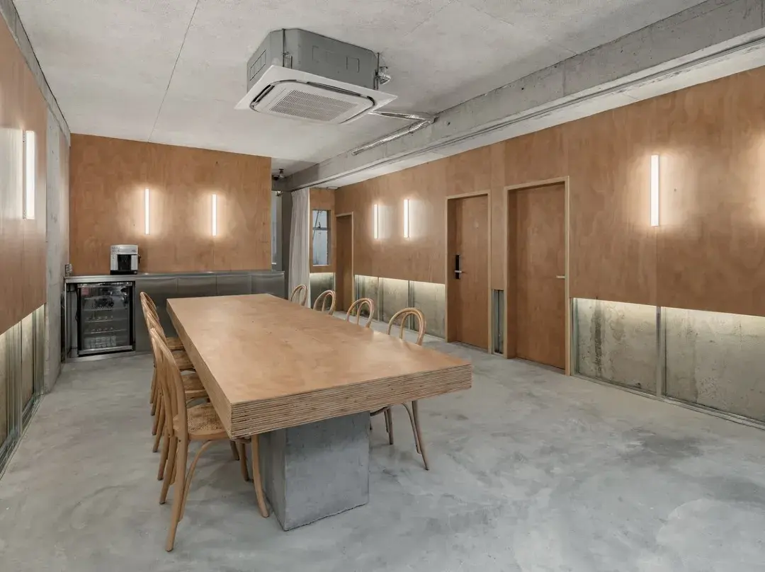 Far& Near - Guangzhou