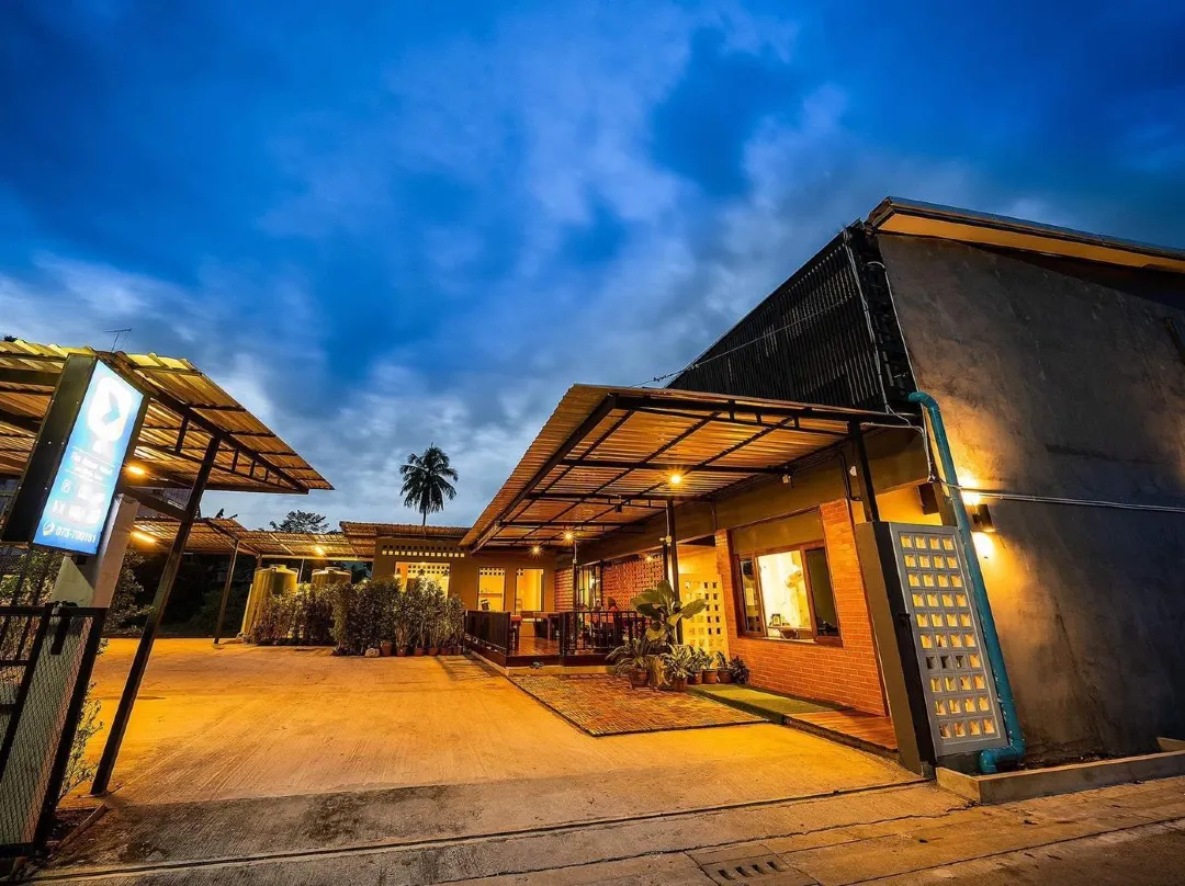 The Sekret Hotel -