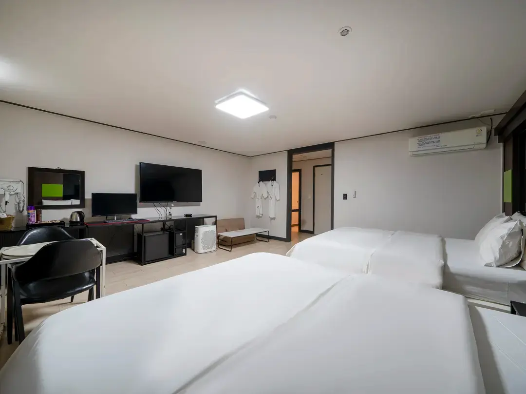 From H J Hotel Osan - Cheonan-si