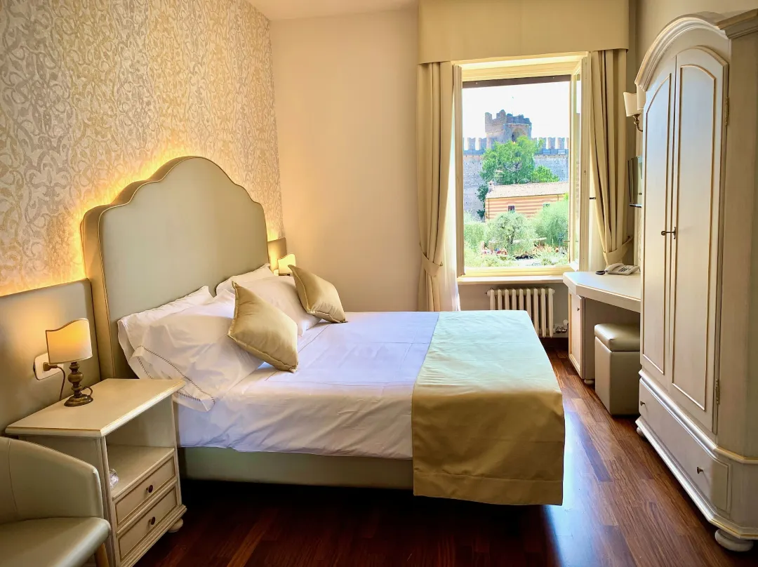 Albergo Gardesana - Residenza D'epoca - Torri del Benaco
