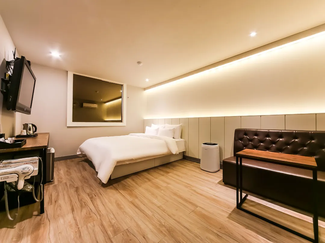 Ulsan Sinjeong-dong Marilyn - Nam-gu