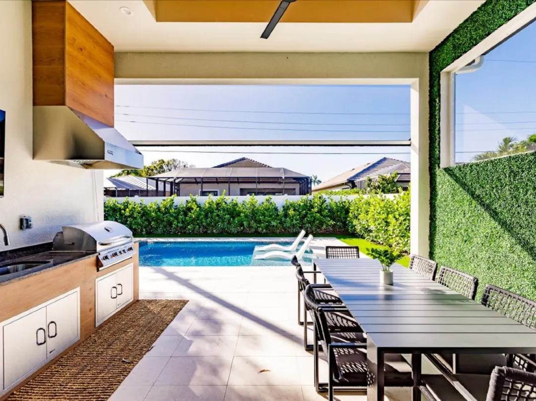 Naples Calming Waves Luxury Home 4/3 - Bonita Springs, FL