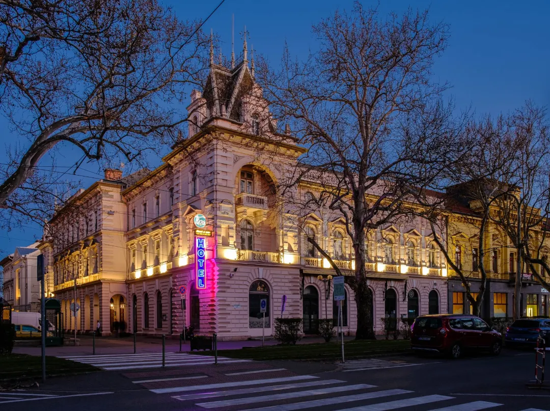 Tisza Hotel - Szeged
