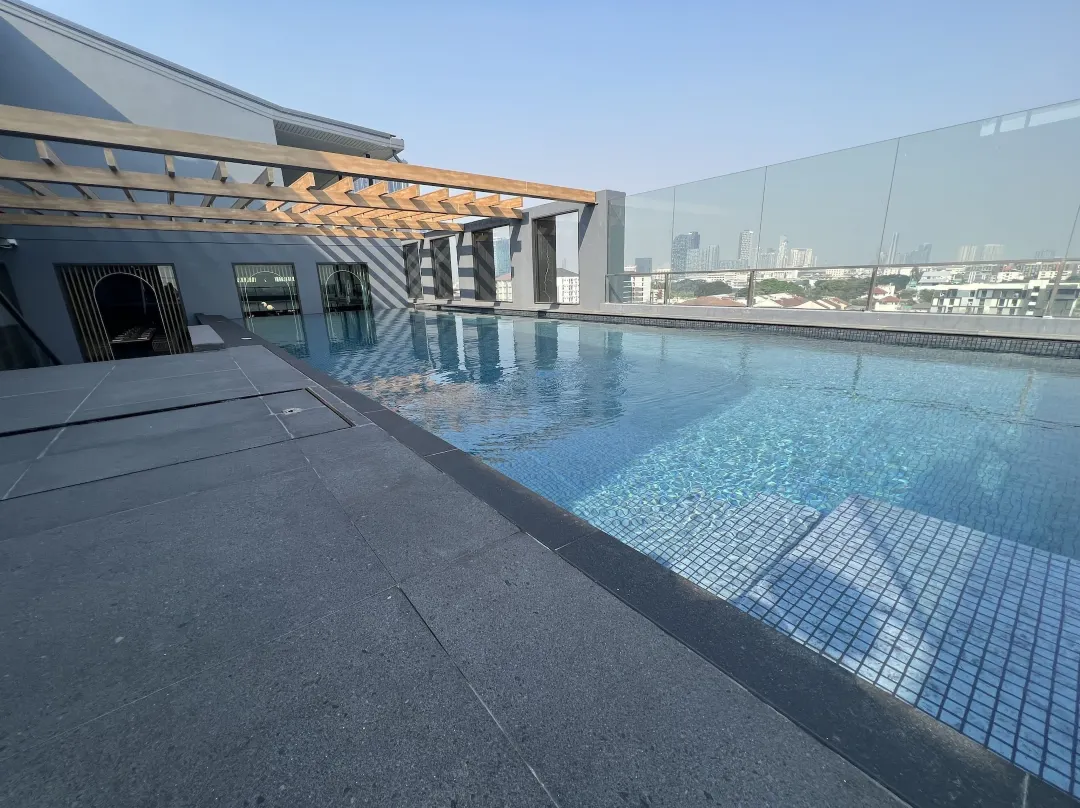 Arni Skye Hotel - Phra Khanong