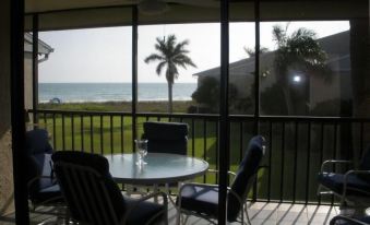 Longboat Key Beachfront - Beautifully Updated with Prime Location ...