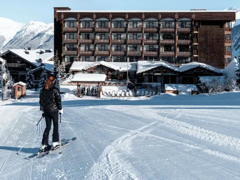 Alpes Hôtel Pralong - Courchevel