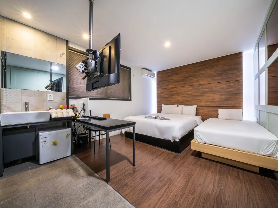 Siheung World Hotel - Siheung-si