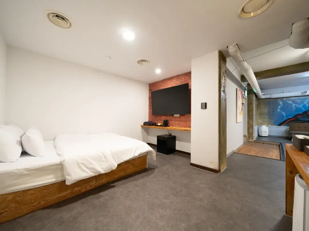 Incheon  Awesome 어썸) - Chungcheongnam-do