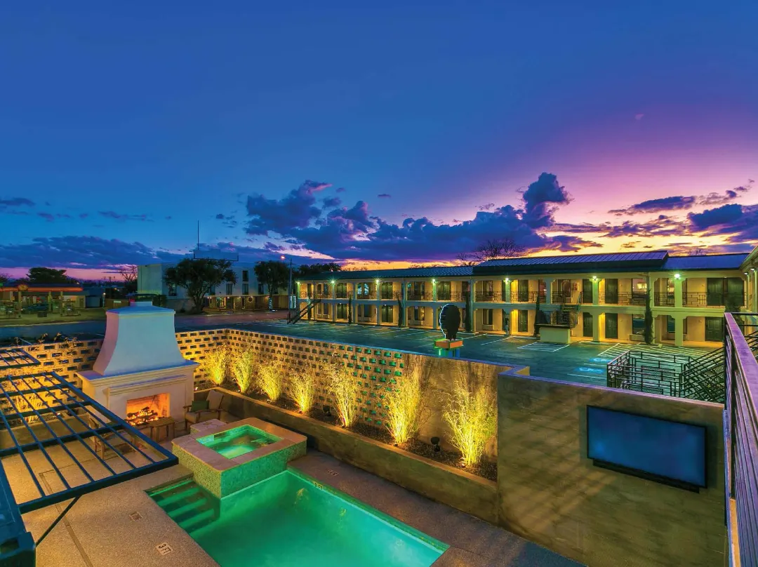 Angoria Hotel - San Angelo, TX