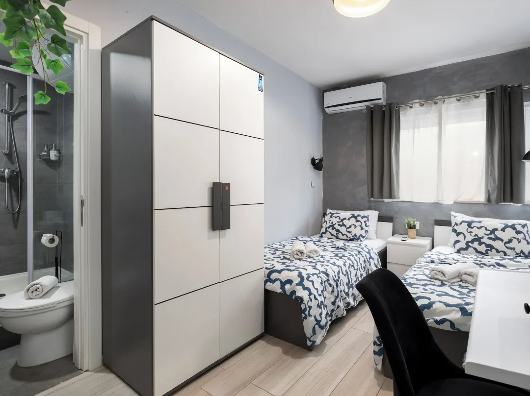 Modern Ensuite Rooms Near Balluta Bay - Malta