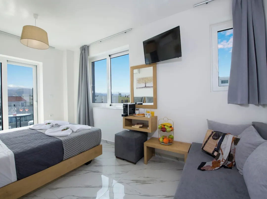 Deluxe City Hotel - Greece
