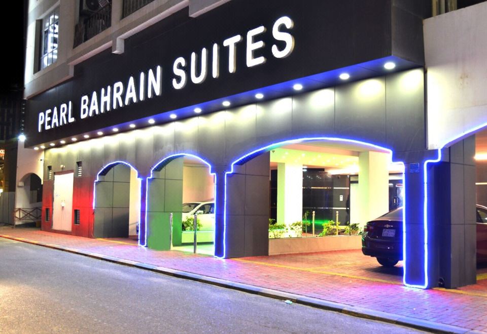 Pearl Bahrain Suites - SuiteTrails