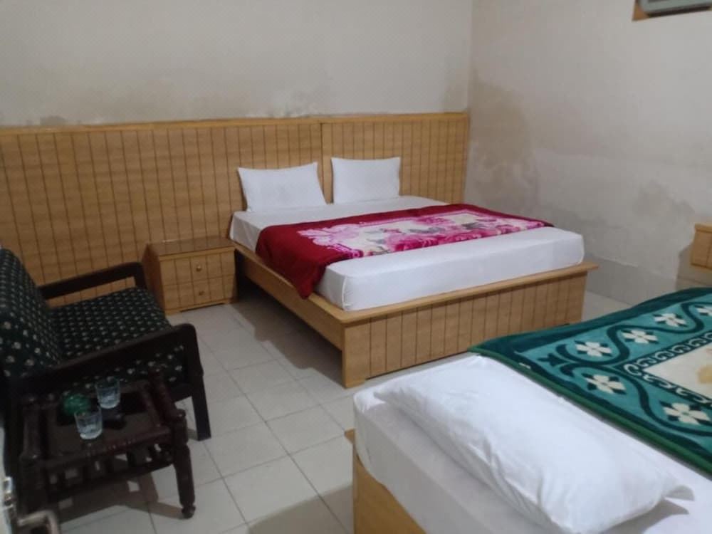 Al-hateem Hotel - İslamabat