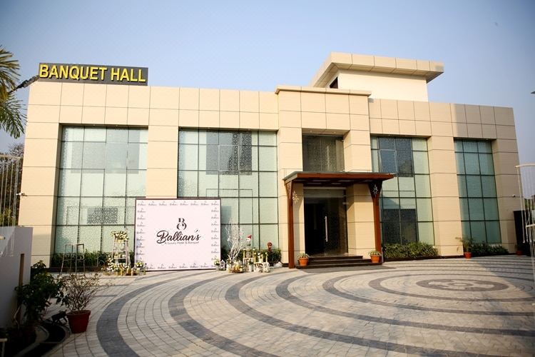 Hotel Ballians, Ballia - Book with Updated Prices 2024 | Trip.com