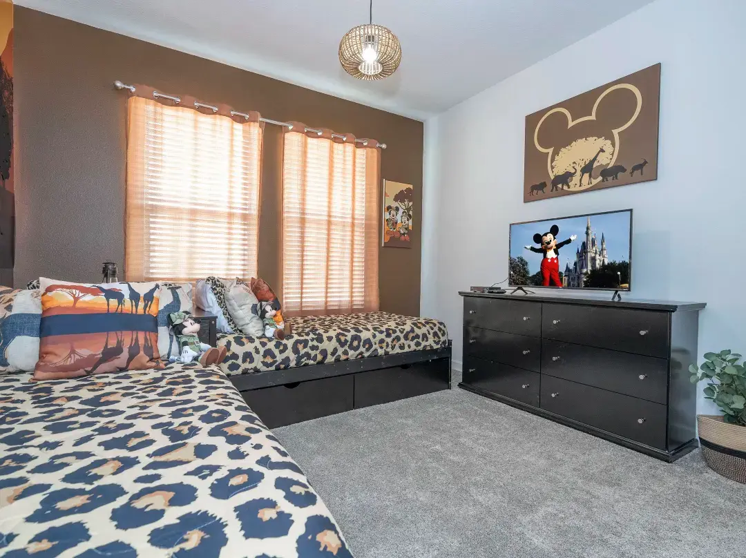 Stunning Lake Front, Pool, Movie Room, Themed 2997 - 基西米