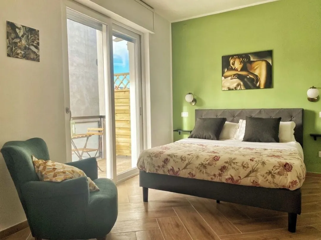 Domus Damore - Naples