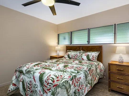 Ocean View Lanai And Sparkling Pool - Charming Island Retreat - Hawaii