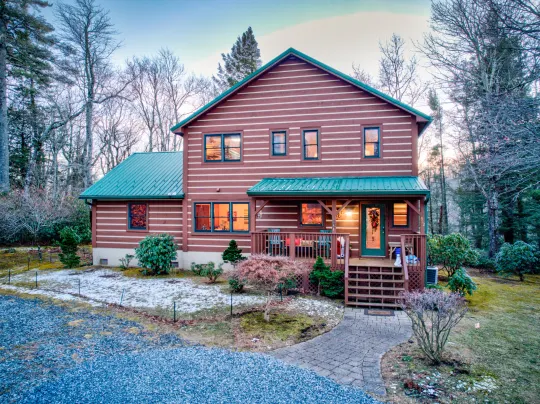 Hot Tub, Outdoor Fireplace And Games - Stunning Mountain Haven - Blowing Rock, NC