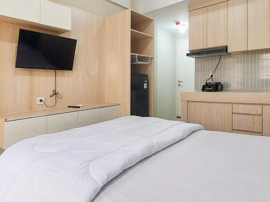 Redliving Apartemen La Hub - Tower A - Jakarta