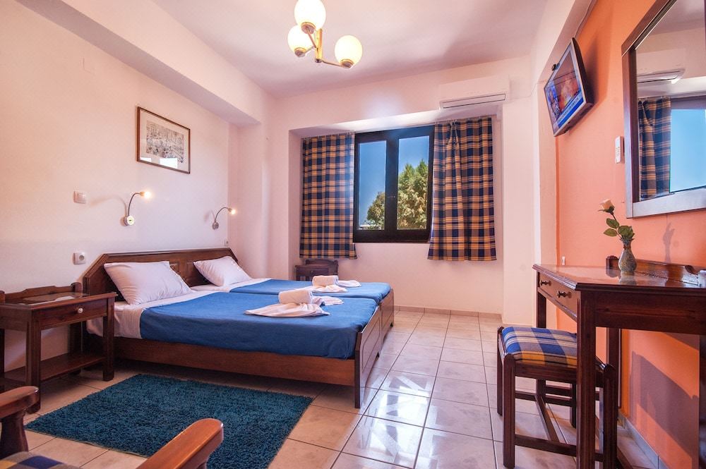Poco Loco Bed & Breakfast - Chania