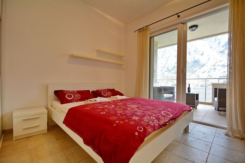 Muo Apartments - Kotor
