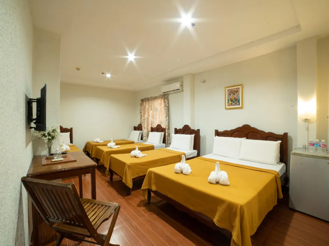 Casañas Suites - Puerto Princesa
