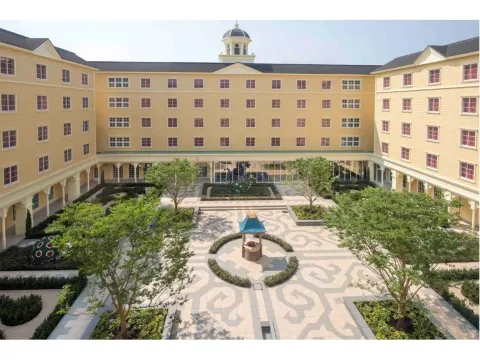 Tokyo Disney Celebration Hotel - Urayasu