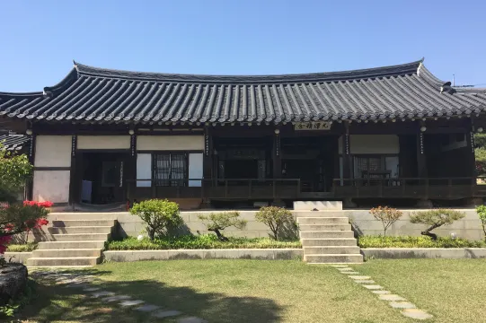 Andong Gudamjeongsagotaek - Gumi