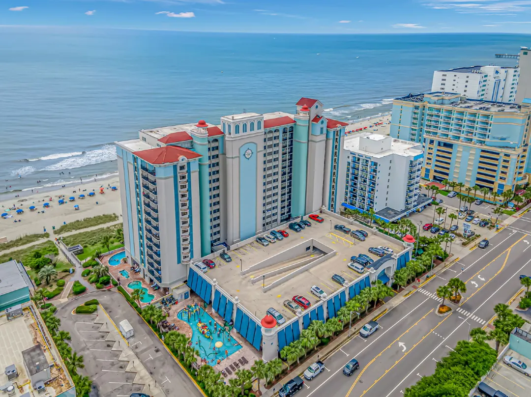 Breathtaking Views And Cozy Comfort - Elegant Oceanfront Haven - Surfside Beach, SC