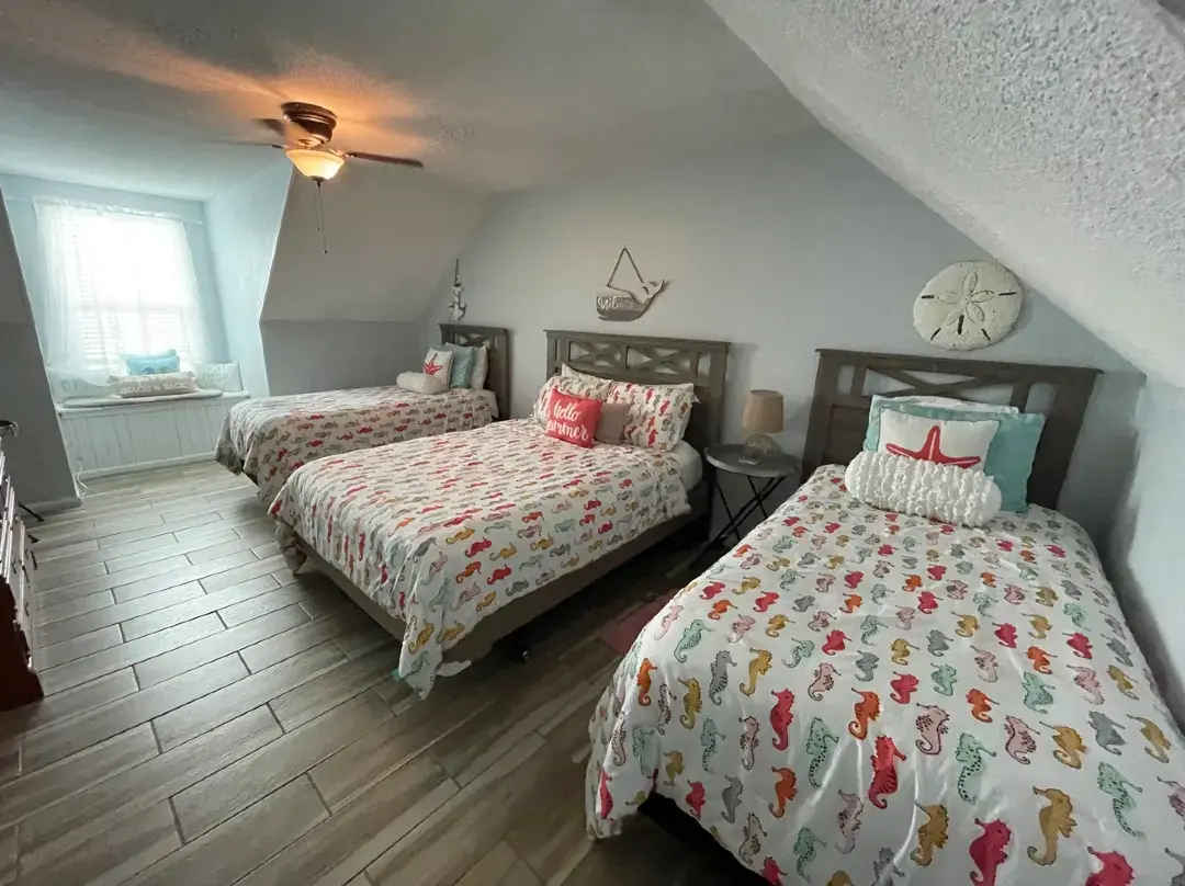 Beach Front! Wake Up To Sound Of Waves, Ocean's Gem, Dog Friendly. - Galveston