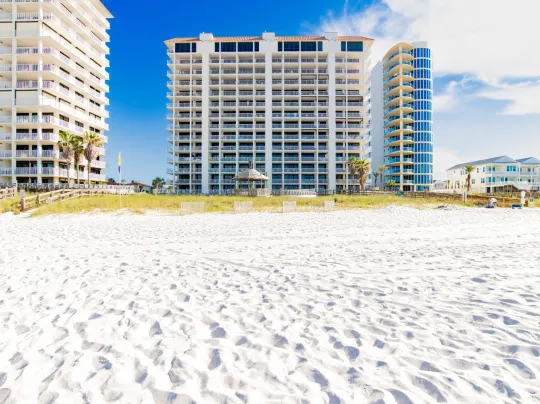 Gulf-front Views And Complimentary Activities - Exquisite Beach Sanctuary - Orange Beach, AL