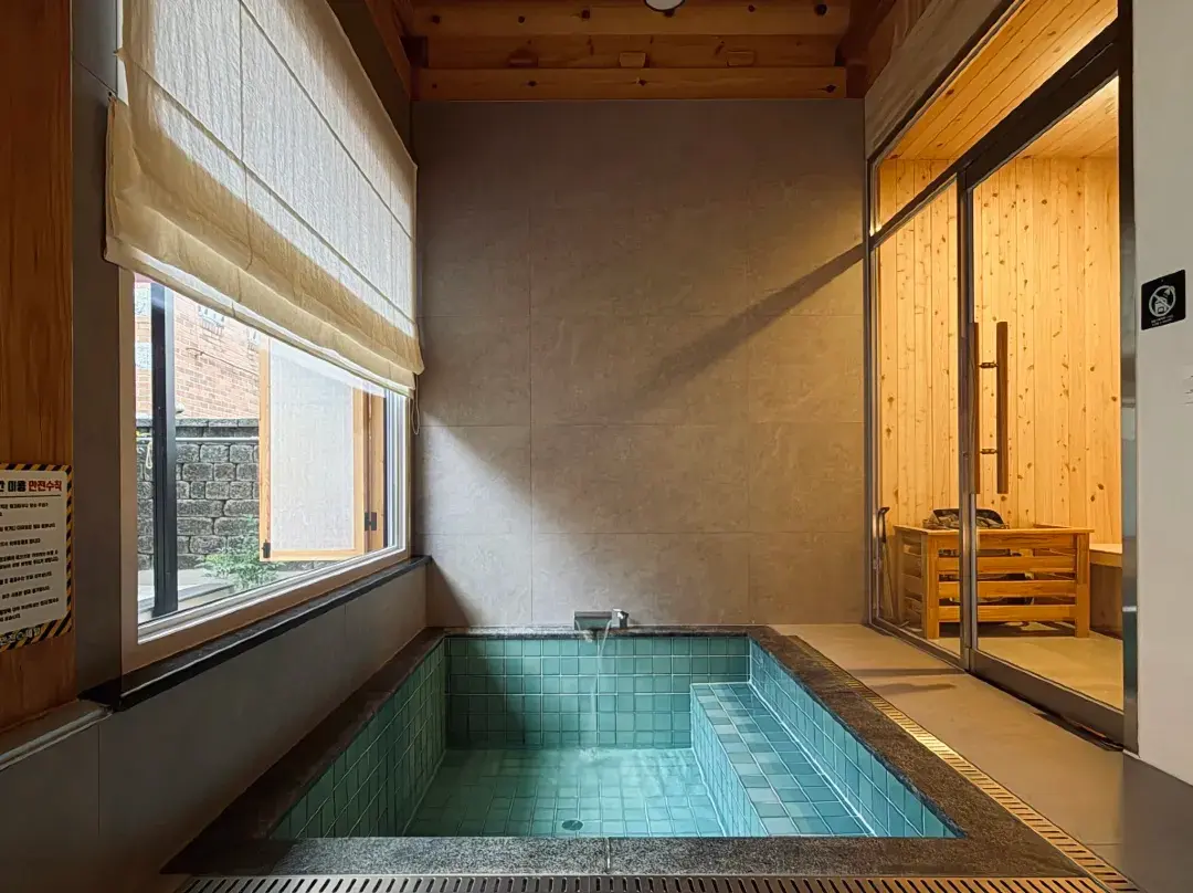 Jeonju Hanok Stay Sam - Jeonju-si