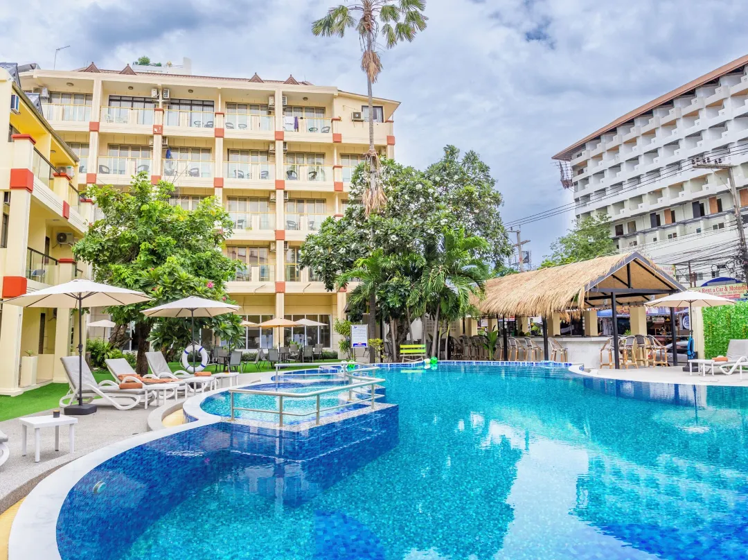 Mermaid Beach Resort - Pattaya City