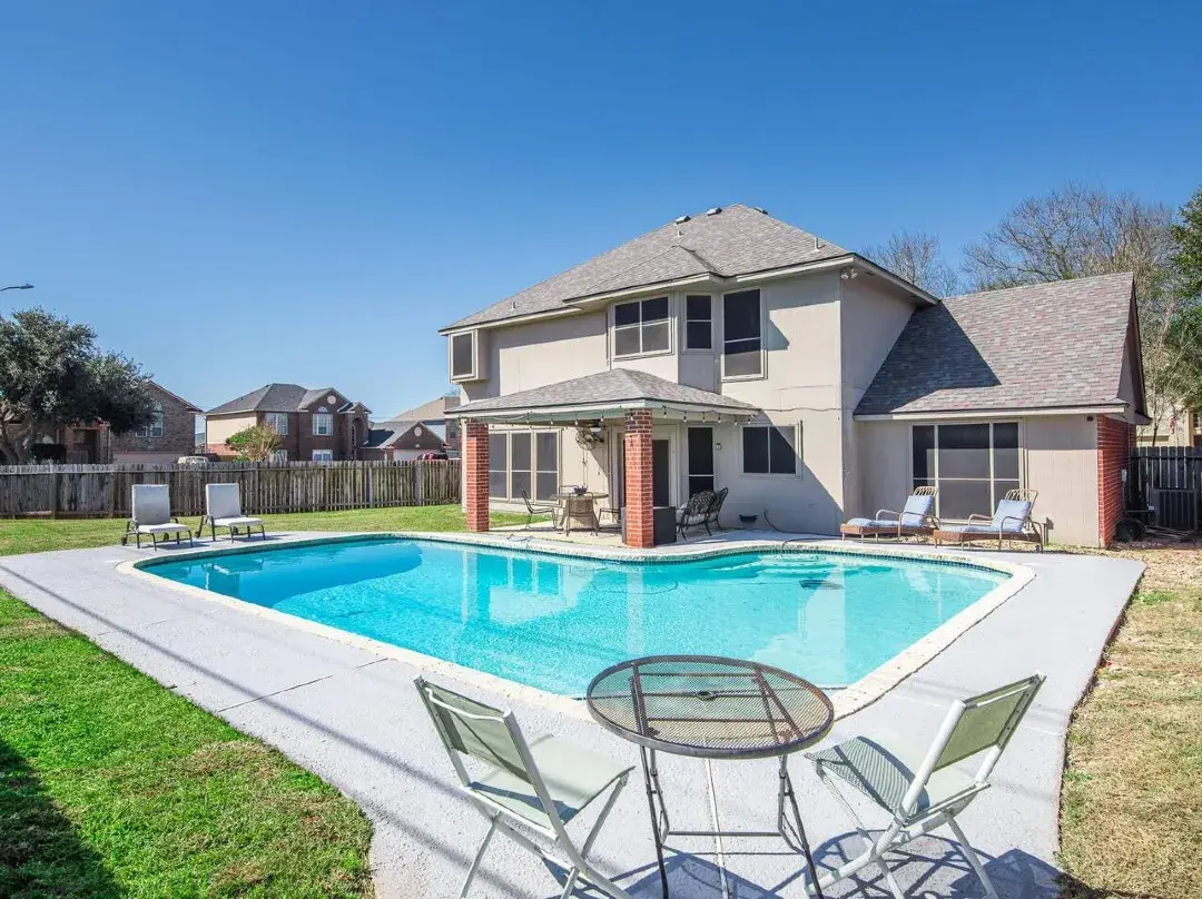 Luxury Amenities And Game Room - Stunning Family Paradise - Corpus Christi, TX