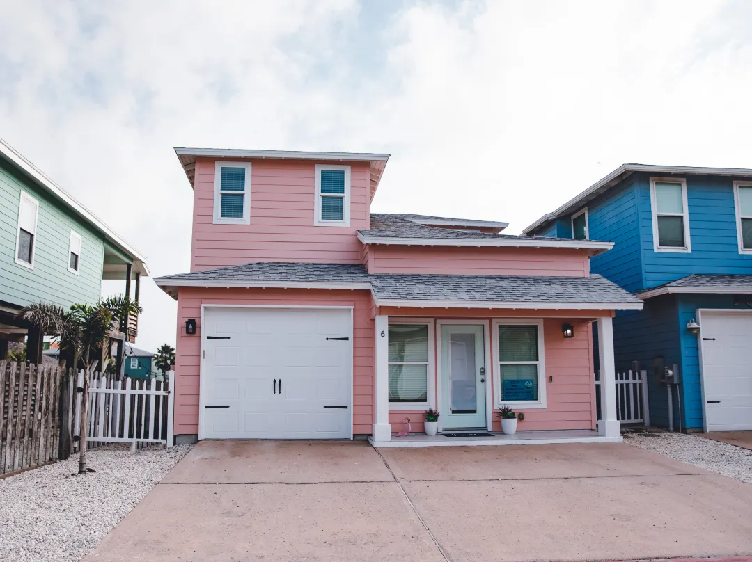 Game Room, 2 Shared Heated Pools, Parking For 3 - Port Aransas, TX