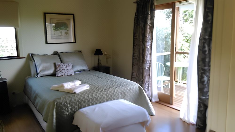 The Old Church Bed And Breakfast - Logan City