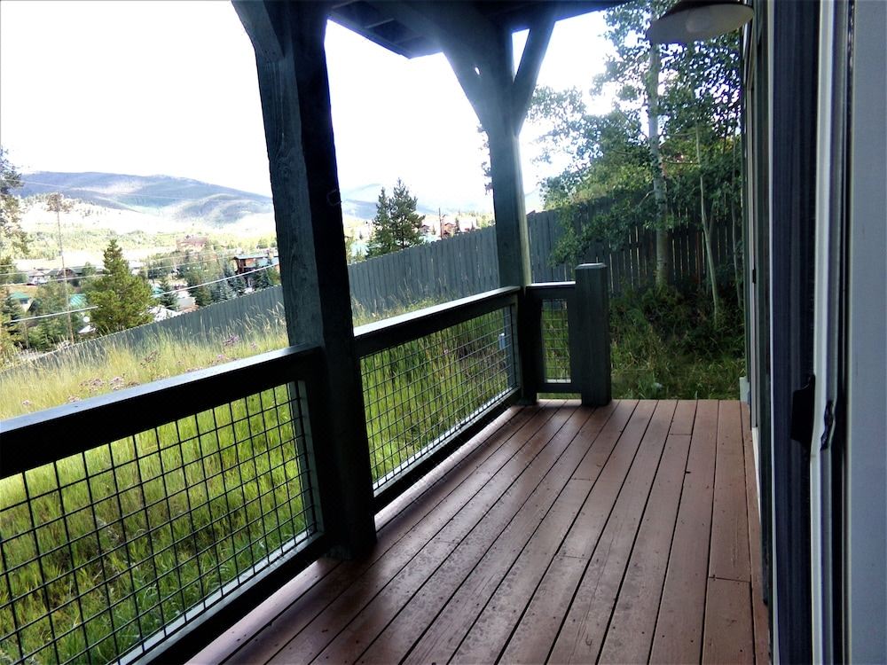 Anemone Townhome 3 Bed 3 Bath - Silverthorne, CO