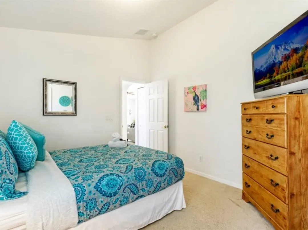 3 Bedroom Budget Home With Private Pool - Haines City, FL