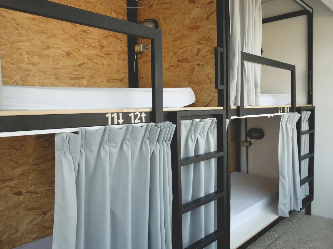 Old Man Captain Hostel - Tainan City