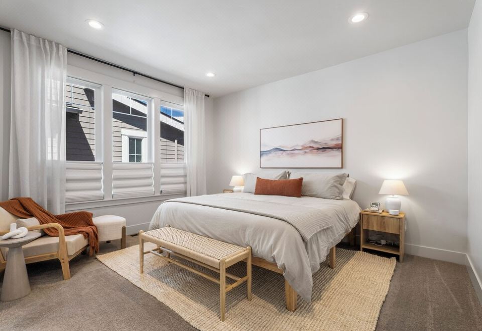 Modern Bend Home — Hot Tub, Sauna, Cold Plunge + Dog-Friendly Yard ...