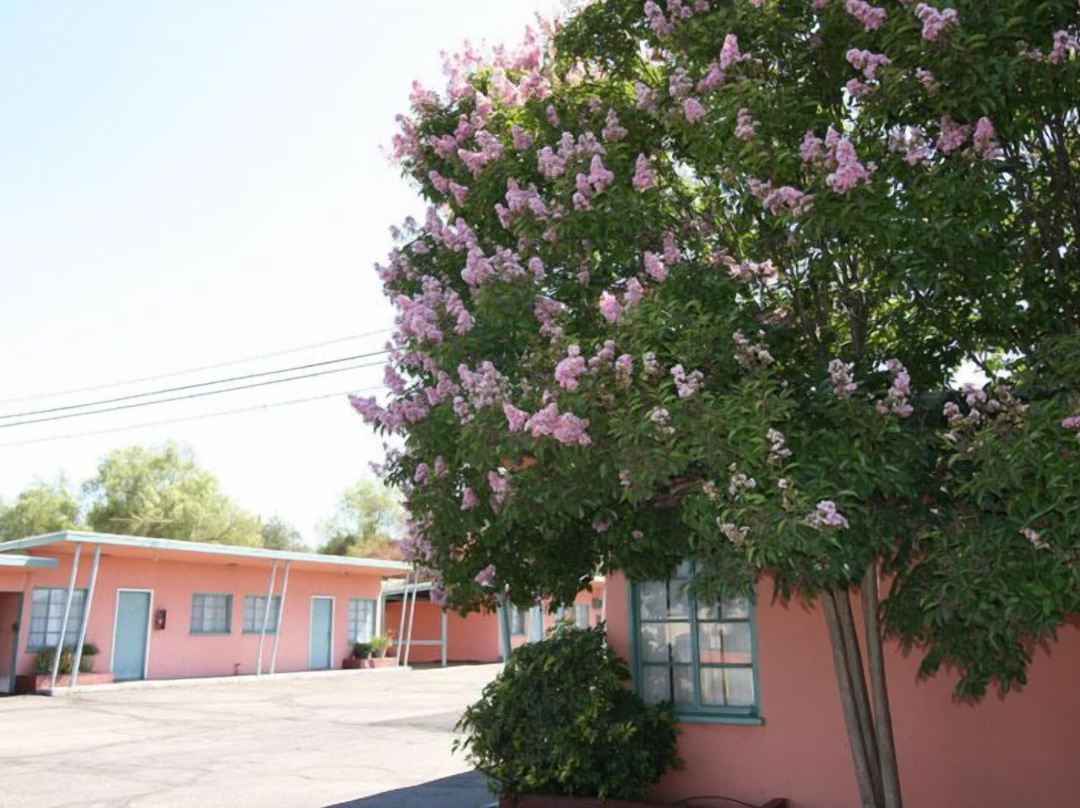 The New Star Motel - Riverside, CA