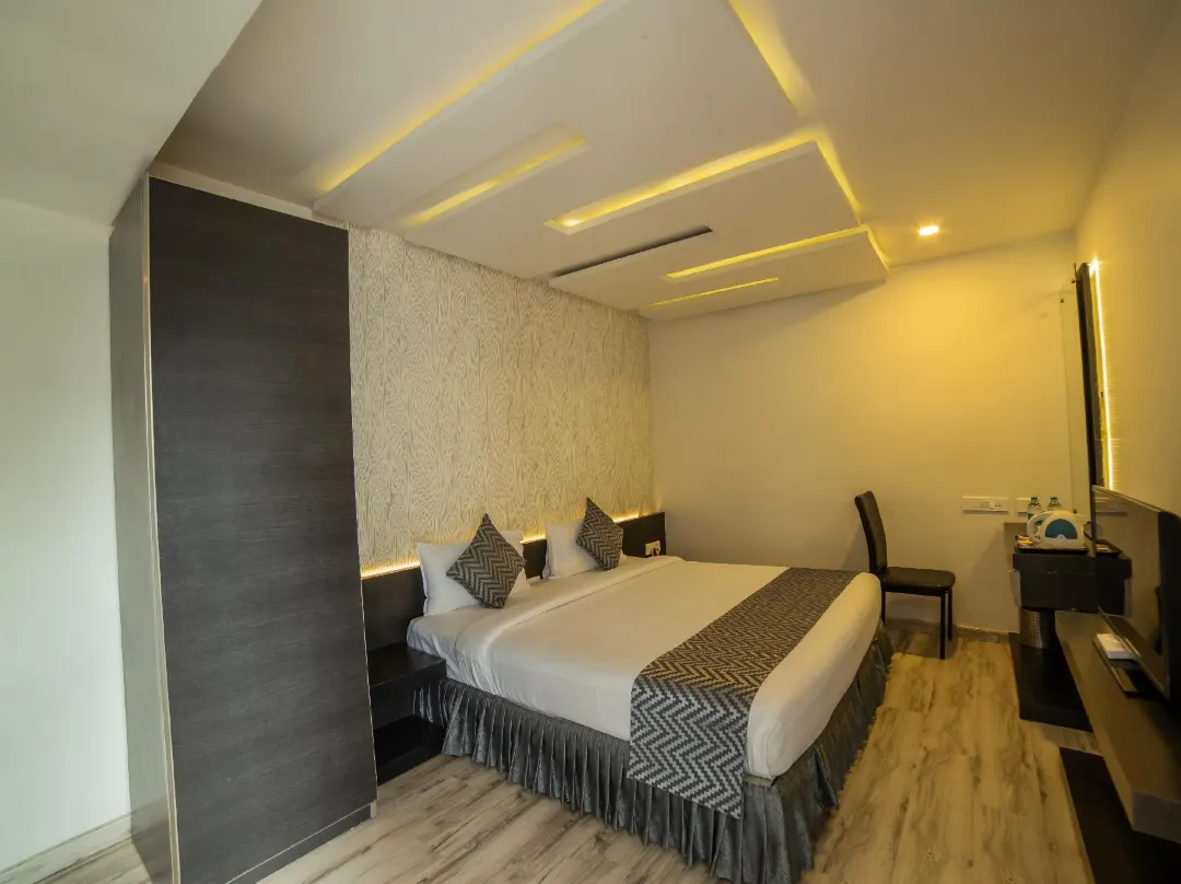 Poppys Tower - Coimbatore