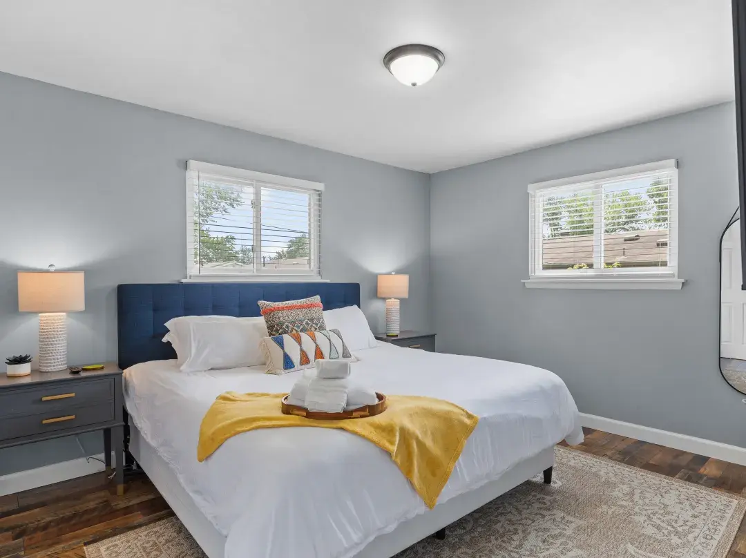 Private Backyard Retreat With Fire Pit - Inviting Charming - O'Fallon, MO