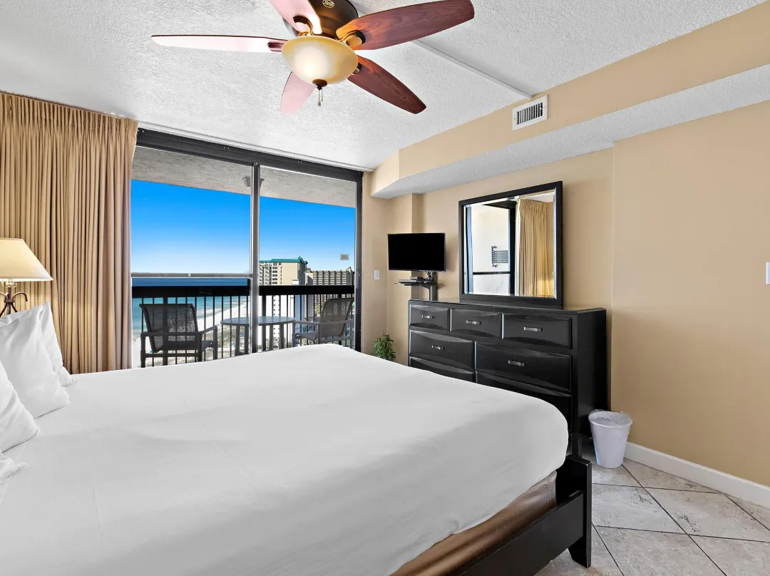 Indoor And Outdoor Pool, Hot Tubs And Fitness Center - Charming Coastal Oasis - Destin, FL