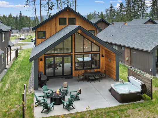 Tranquil Retreat With Hot Tub And Bikes - Charming Haven - Roslyn, WA
