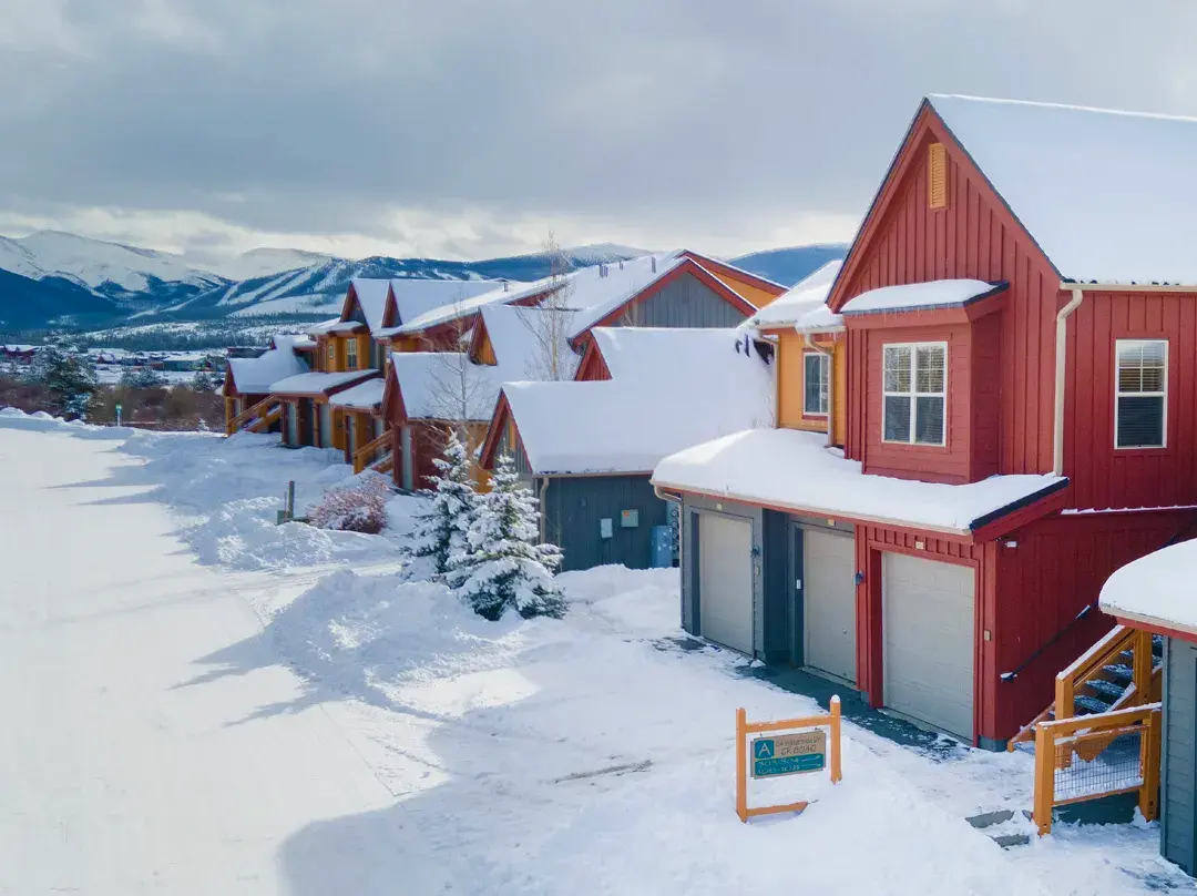 Cozy Mountain Retreat With Scenic Views - Inviting Escape - Winter Park, CO