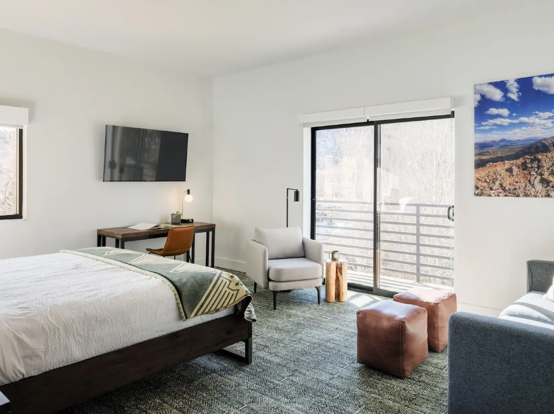 The Block Hotel & Commons - Keystone, CO