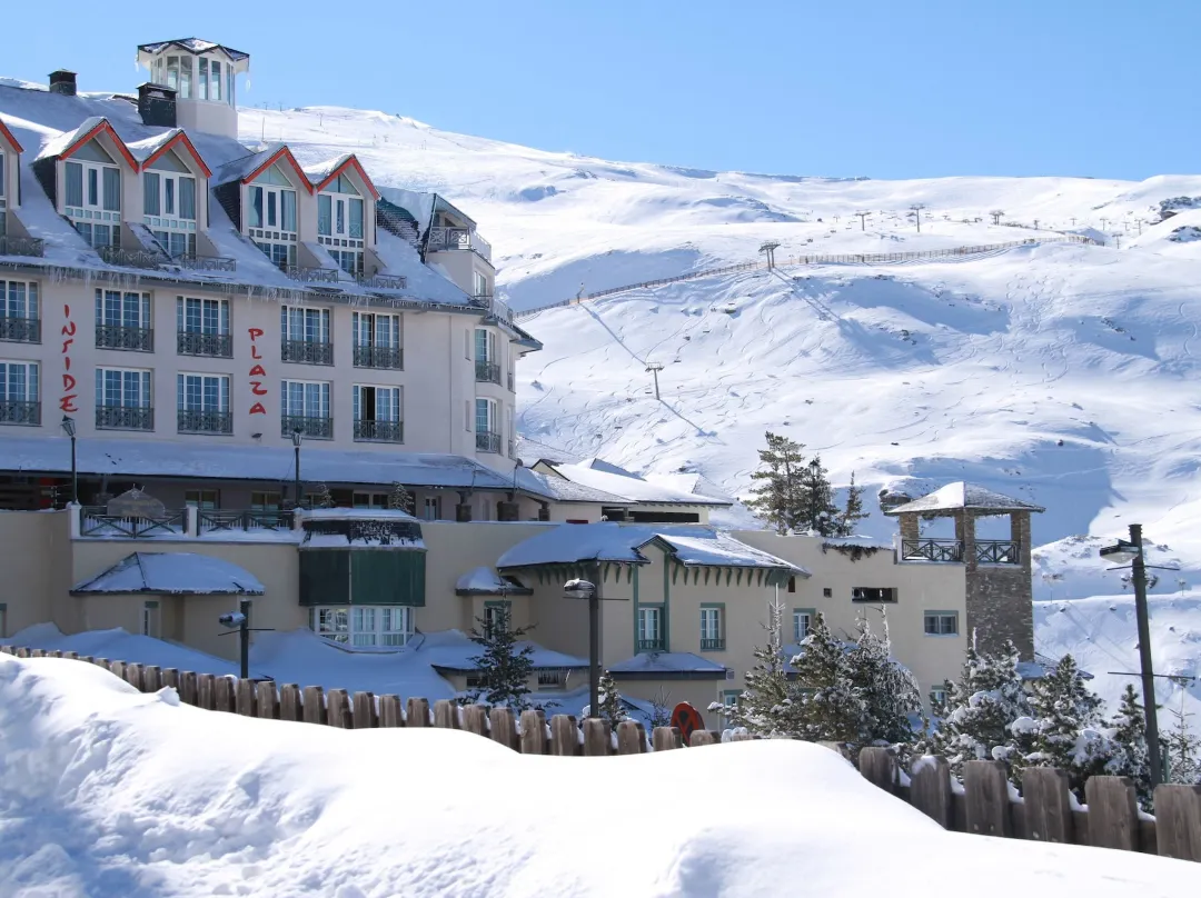 Apartamentos Turísticos Inside Plaza Sierra Nevada - Sierra Nevada