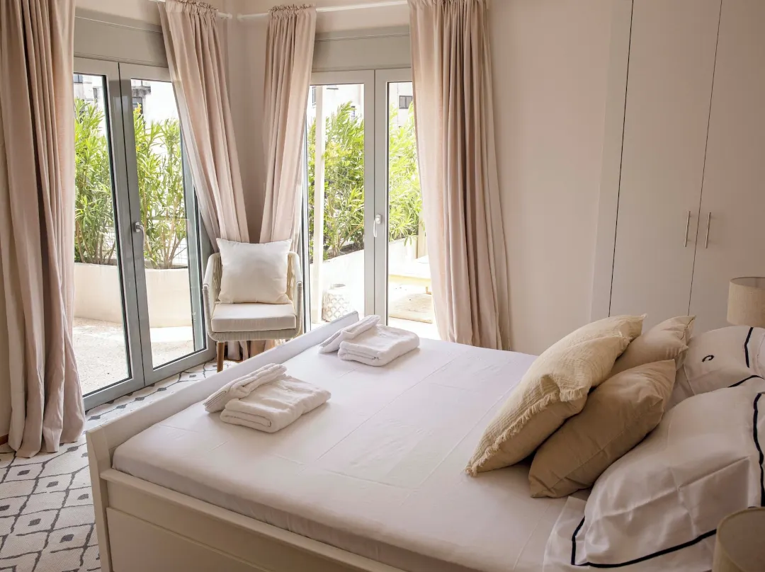Contemporary Athenian Escape Ghh - Athen