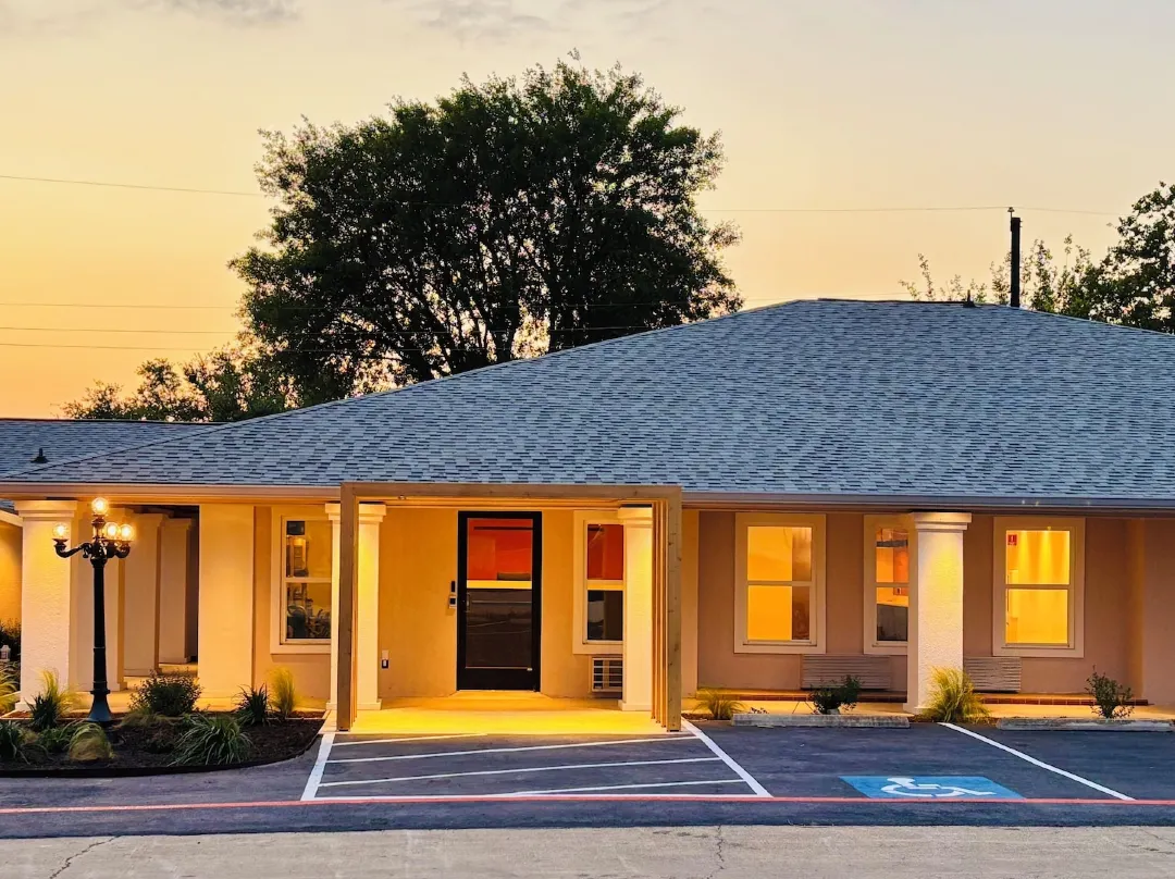 The Depot Hotel - Taylor, TX